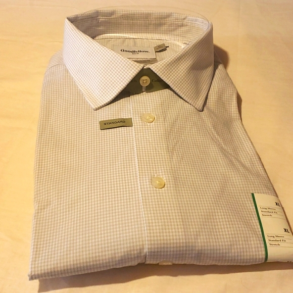 Goodfellow & Co | Shirts | 22 Mens Long Sleeve Lt Gray Checked Dress ...